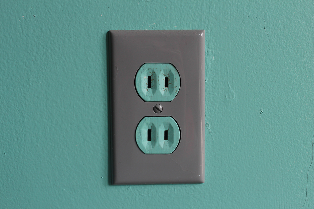 Don’t Ignore These Signs That You Need An Emergency Electrician ...