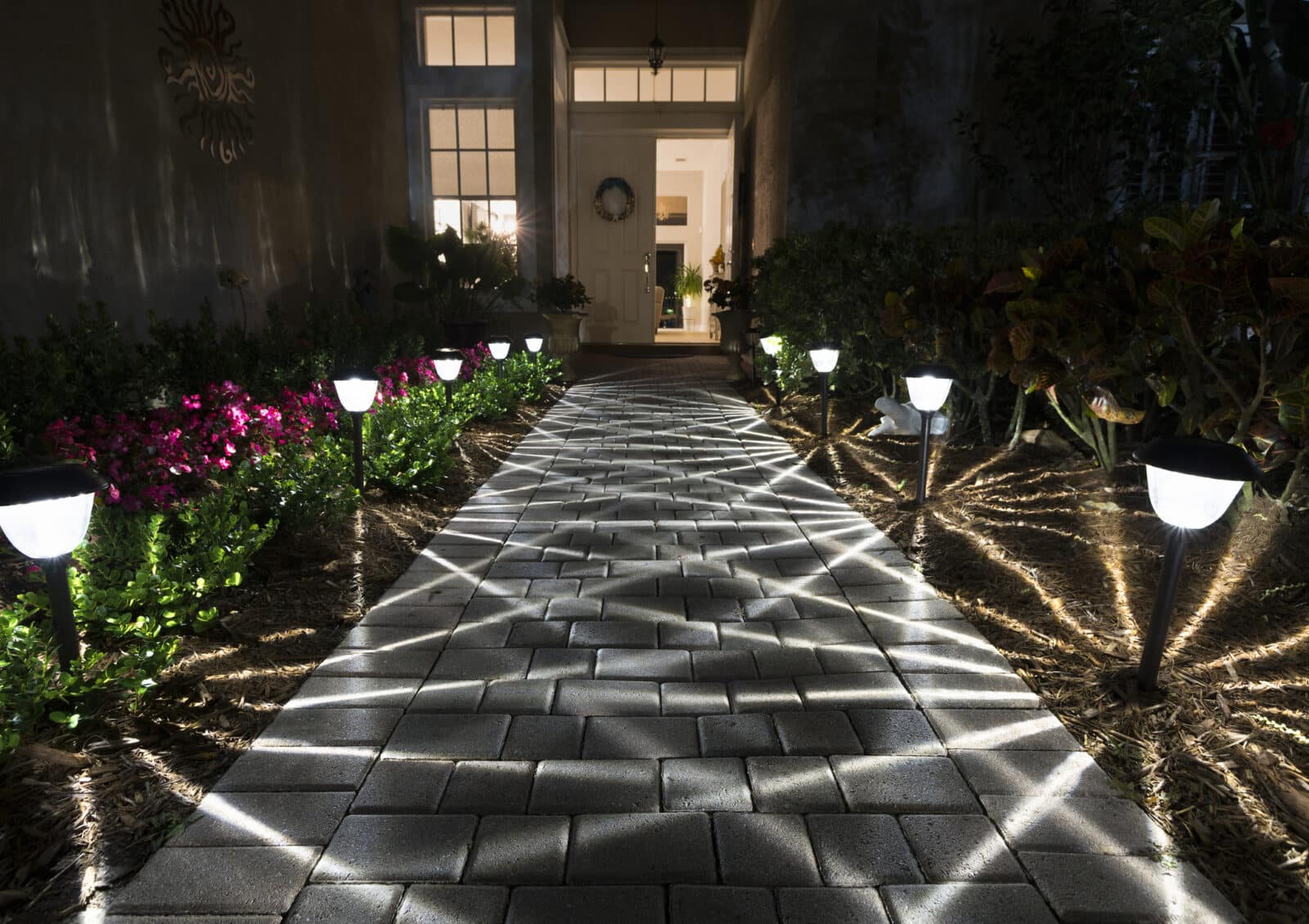 Innovative Outdoor Lighting Designs for Coastal Homes - Electrician in ...