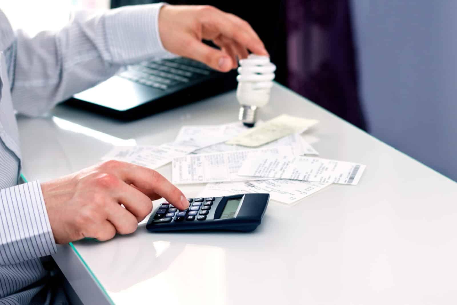 Lighting Load Calculation Basics for Balanced Circuits - Electrician in ...